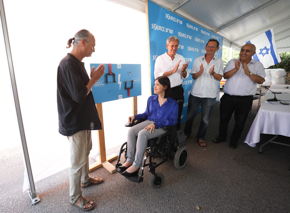 Shoresh Sandals Factory Owner Yoki Gill Makes History by Transforming ...